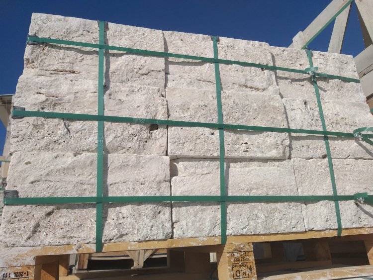 Classic Travertine Wall Stones